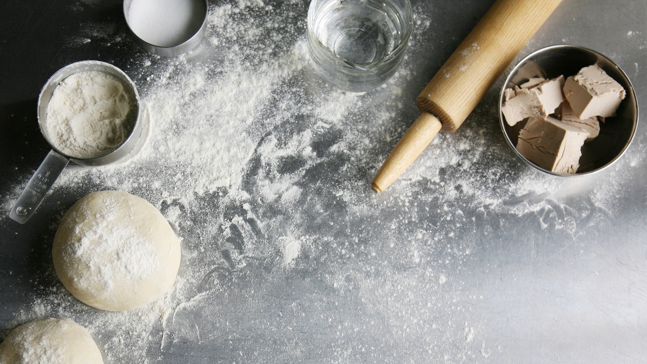 Manoucher Food & Co.